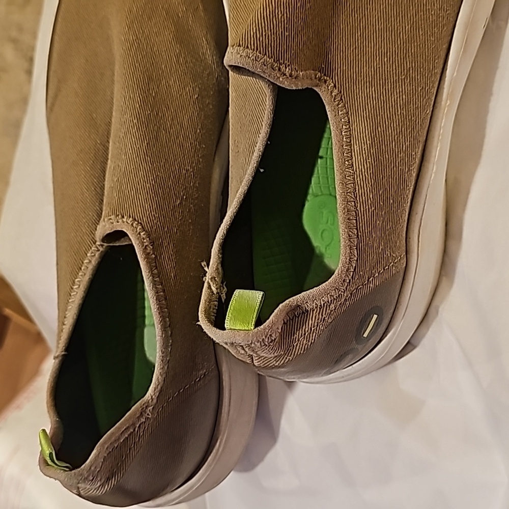 Oofos Oomg Low Eezee Women's Recovery Shoe - Gem